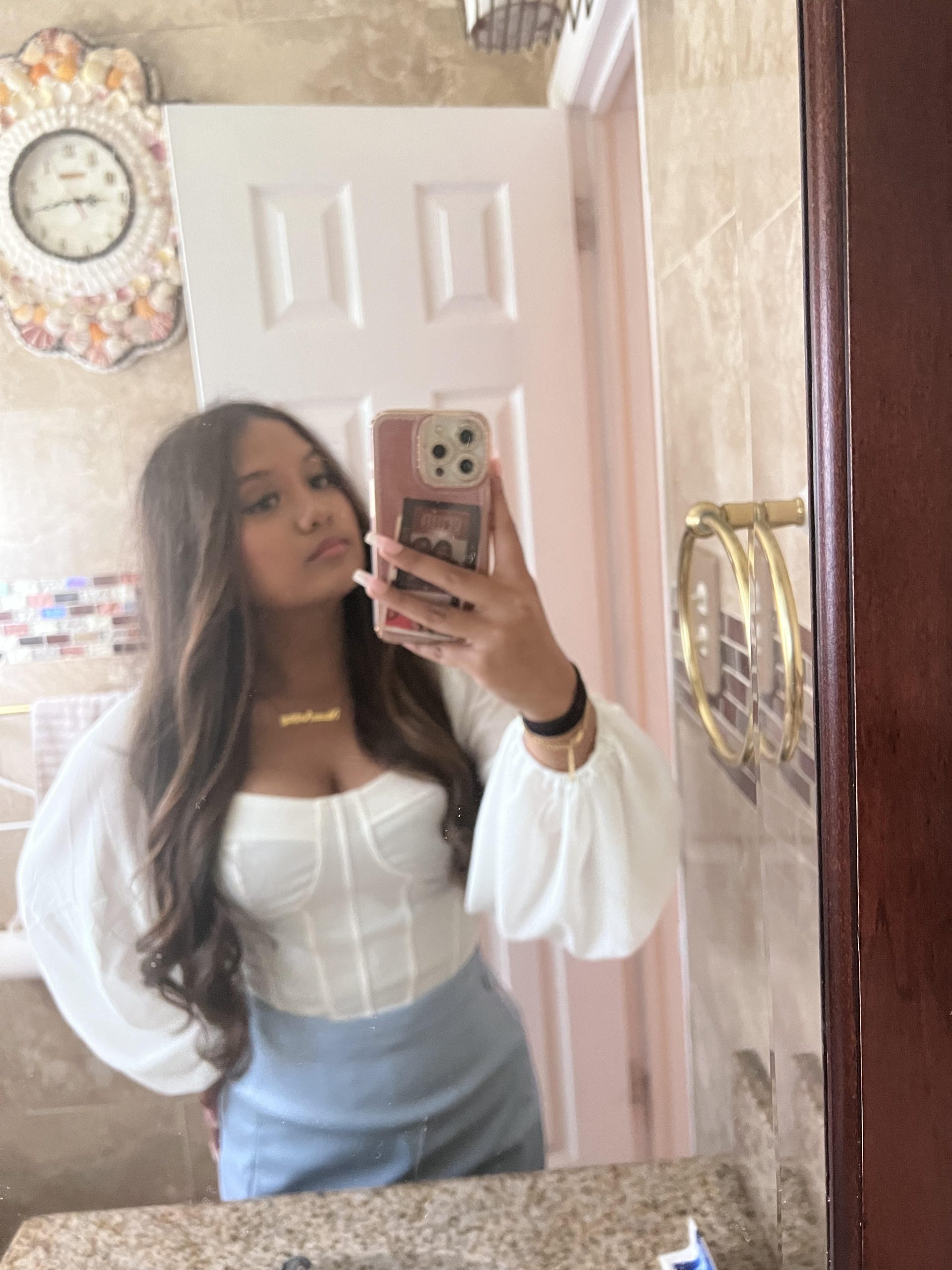 About Me | nicoleashleyresoles